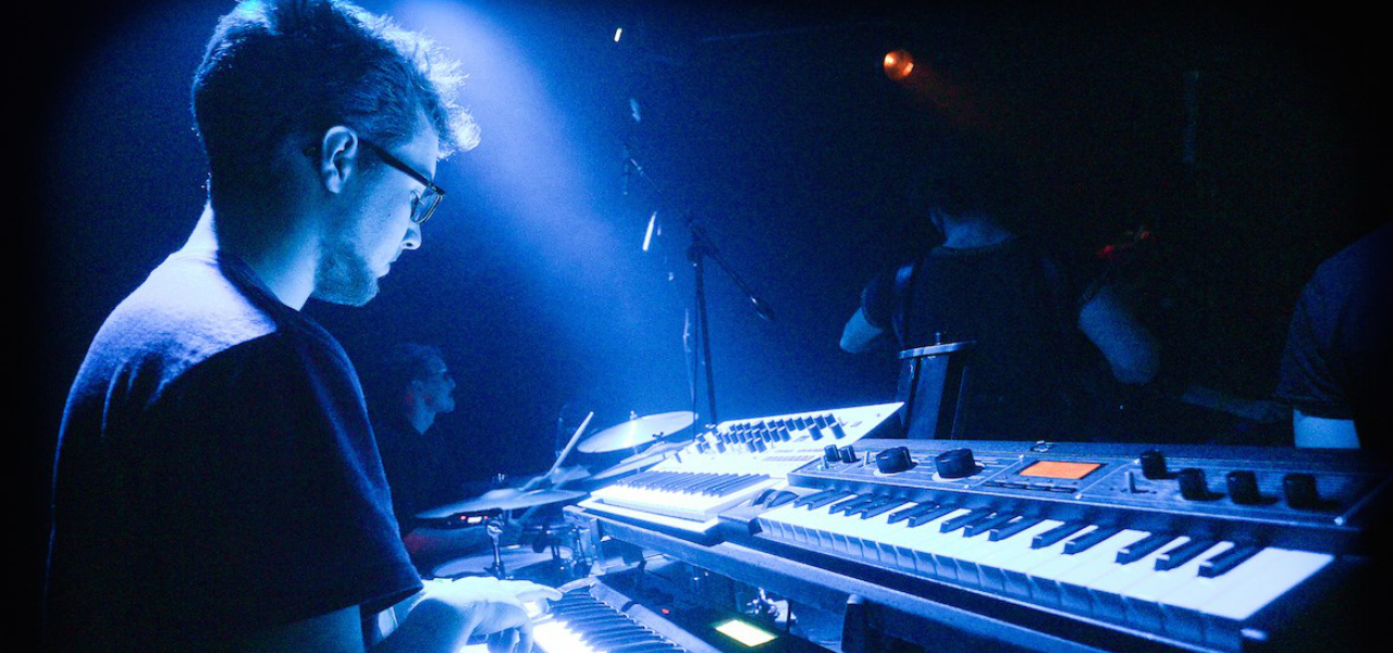 Un artiste talentueux qui excelle dans tous les styles | KORG (France)